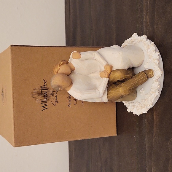 Willow Tree | Kitchen | Willow Tree Anniversary Cake Topper | Poshmark